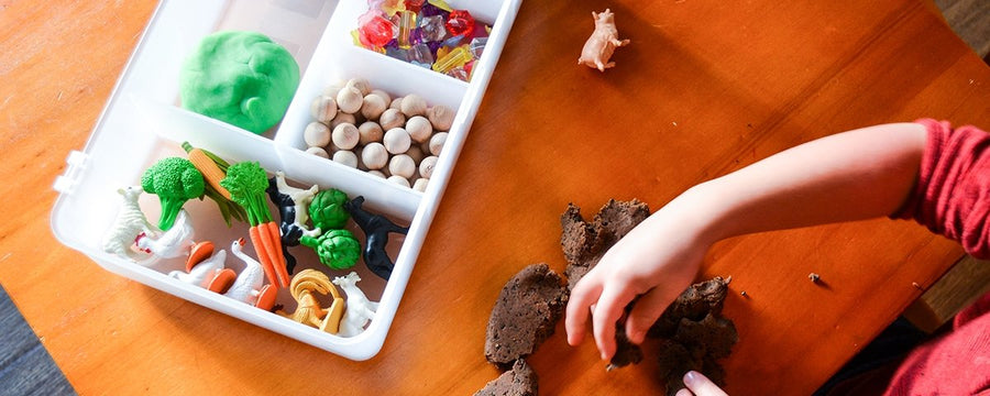 Farm Toob Series: Farmyard Playdough | Safari Ltd®