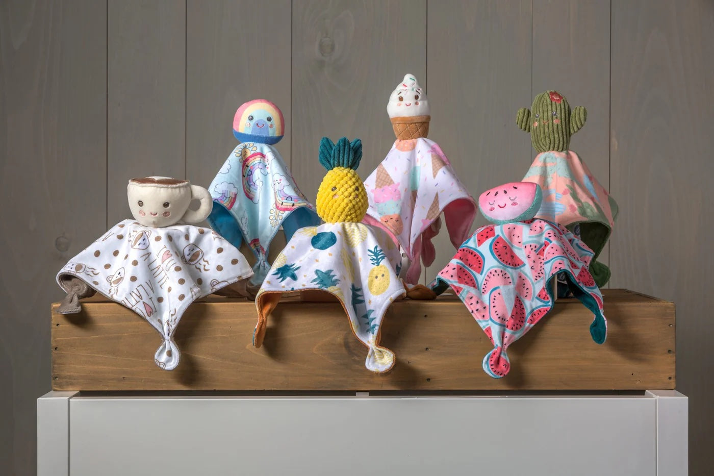 Lovies and Comfort Items for Kids: A Parent’s Guide | Safari Ltd®