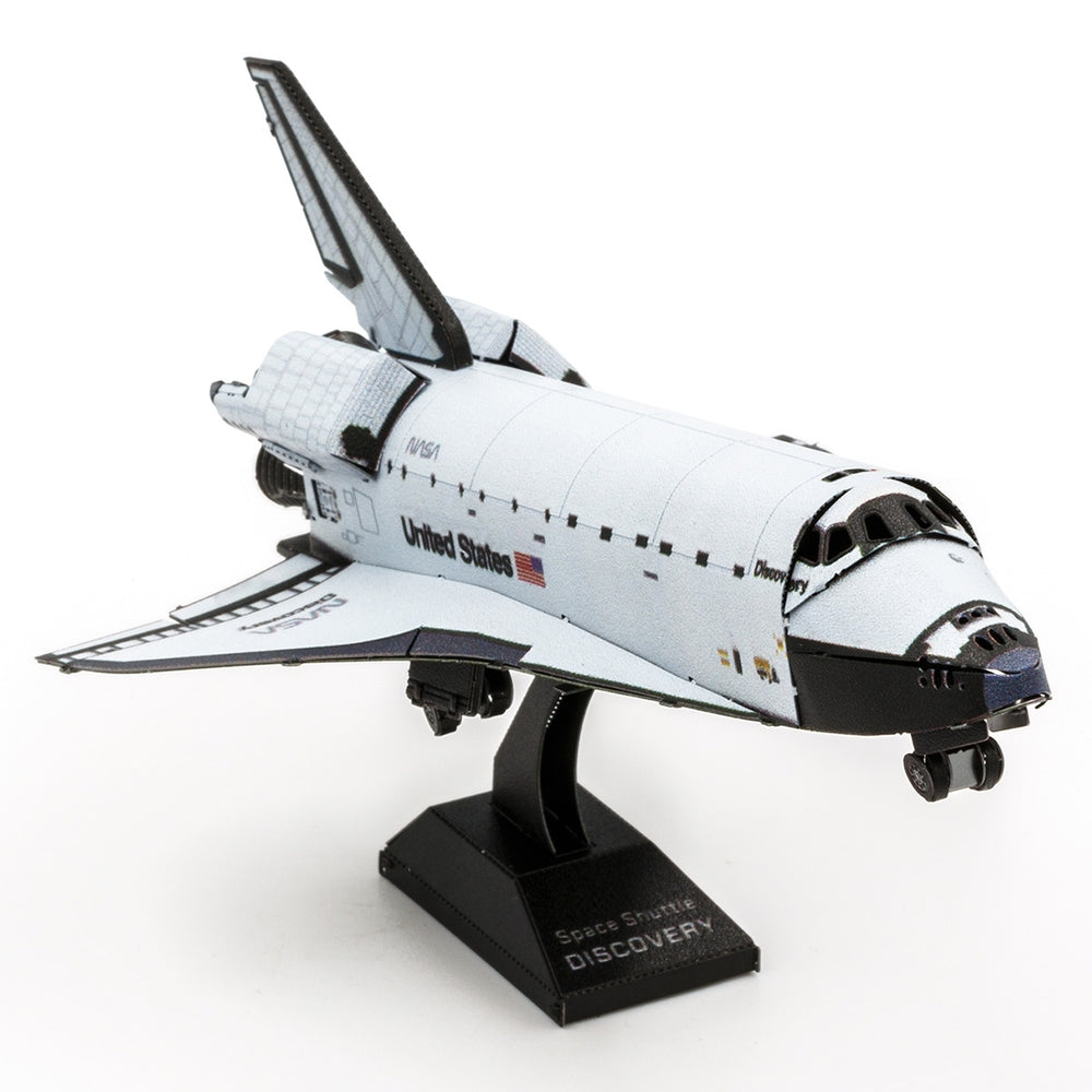 Space Shuttle Discovery Metal Assembly Kit | Safari Ltd®
