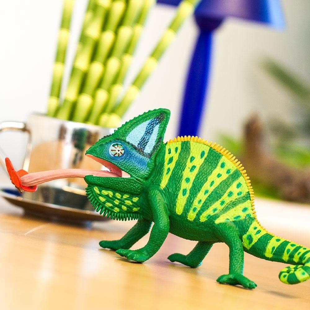 Veiled Chameleon Toy | Safari Ltd®
