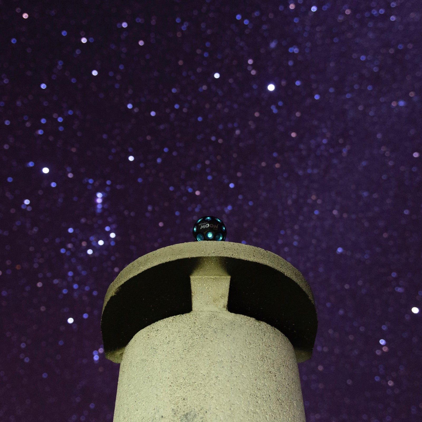 Dark Side of the Moon Ball - Hyper Bounce Ball | Safari Ltd®