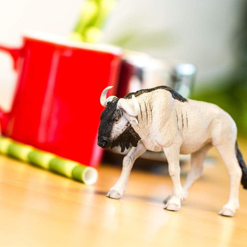 Wildebeest Toy – Realistic Blue Wildebeest Model from Safari Ltd ...