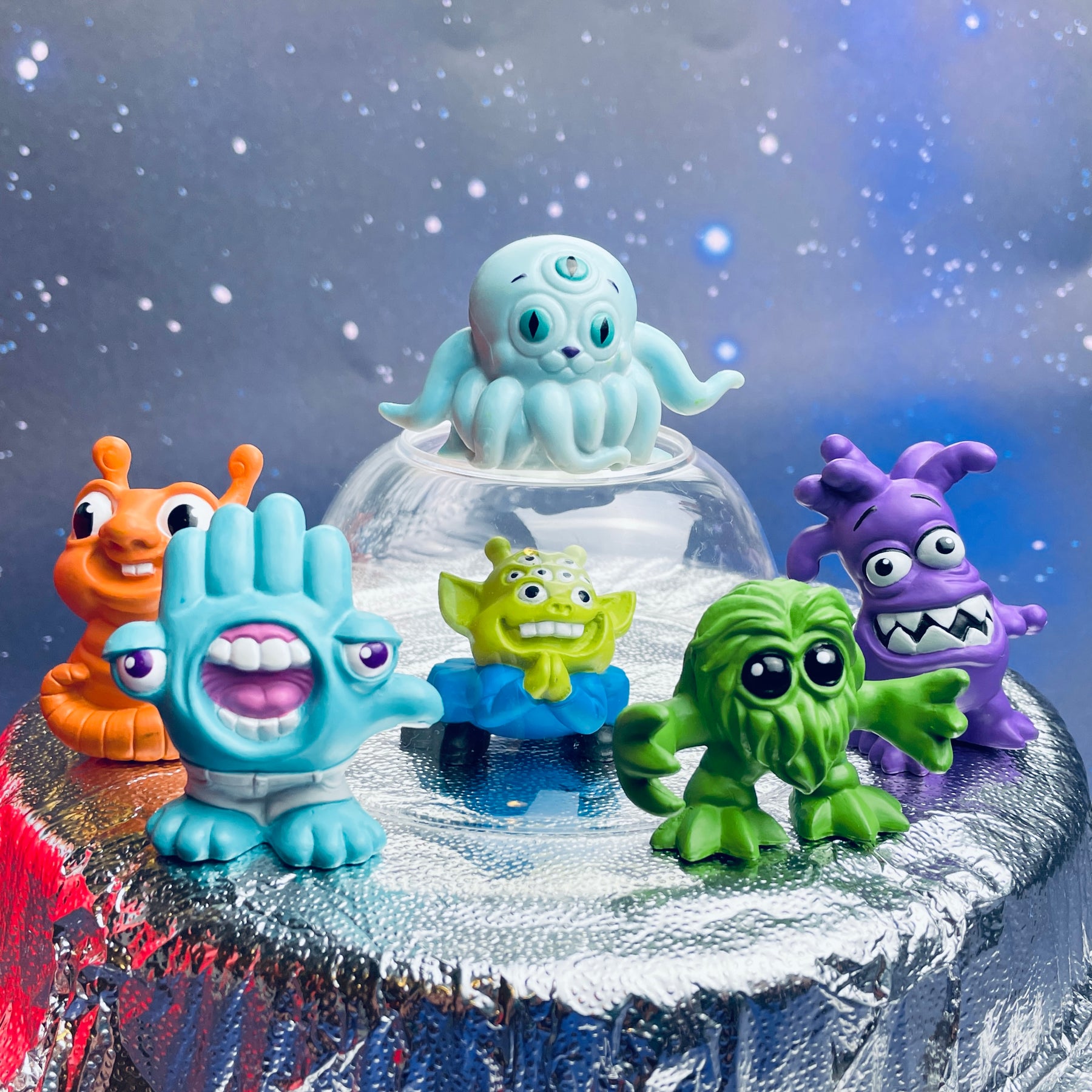 Friendly Aliens Designer TOOB® | Safari Ltd®
