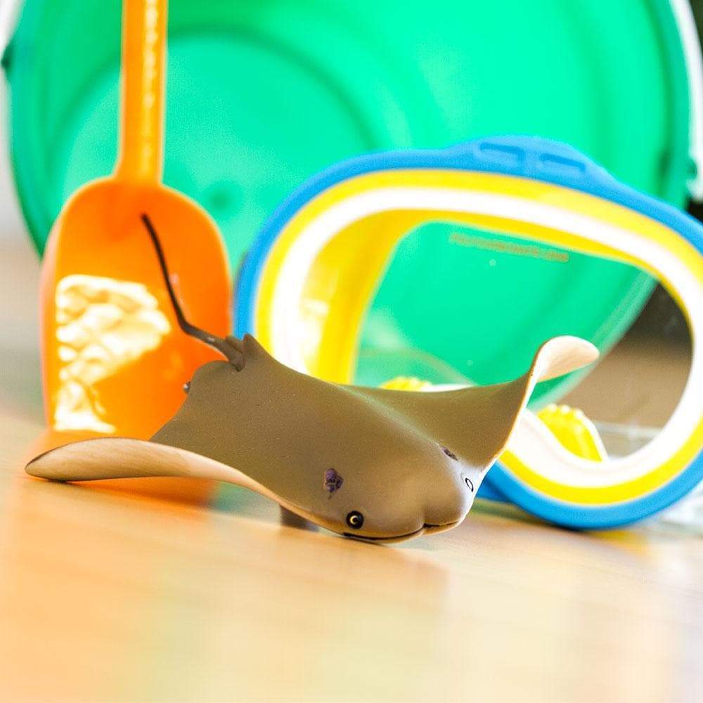 Cownose Ray Toy | Safari Ltd® | Safari Ltd®