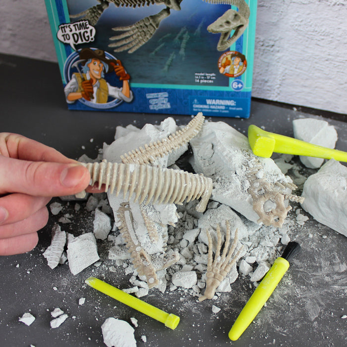 Dr. Steve Hunters GEOWorld Sea Monster Dig Elasmosaurus Excavation Kit ...