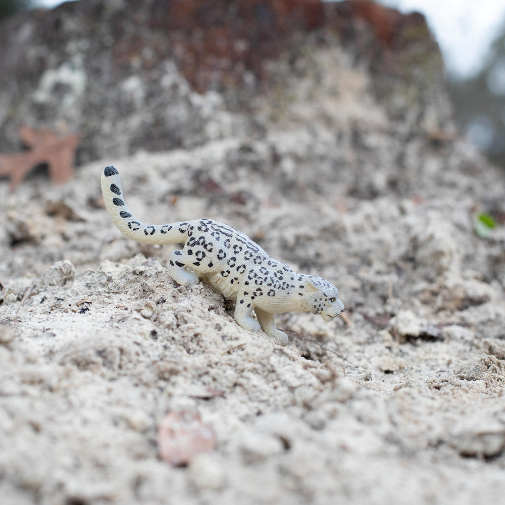 Snow Leopard Toy | Wildlife Animal Toys | Safari Ltd. | Safari Ltd®