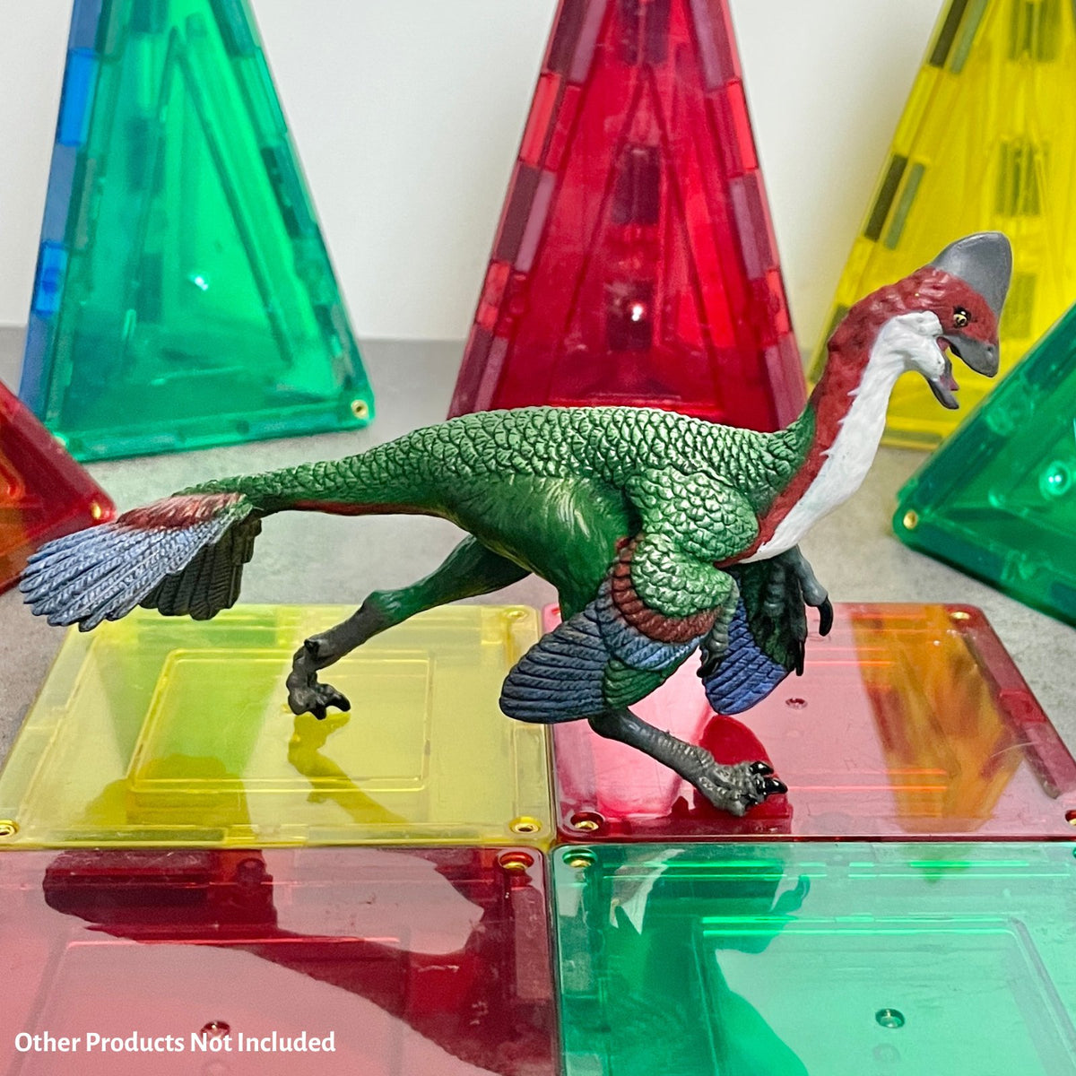 Anzu Dinosaur Toy Figure – Realistic Prehistoric Model | Safari Ltd ...