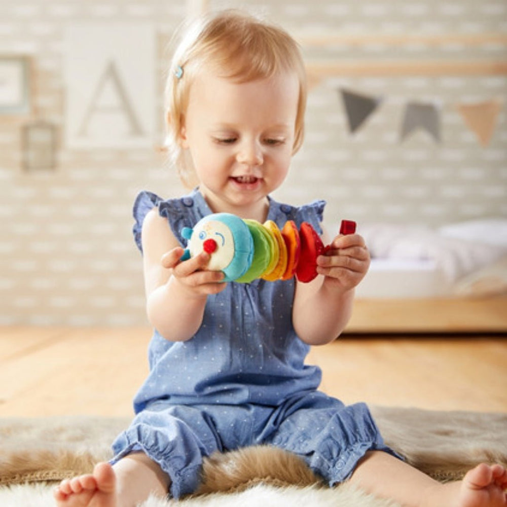 Caterpillar Mina Clatter Figure | Safari Ltd®