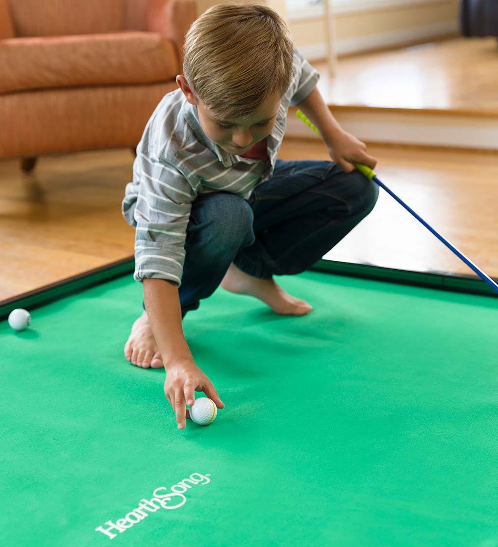 Golf Pool Indoor Game | Safari Ltd®