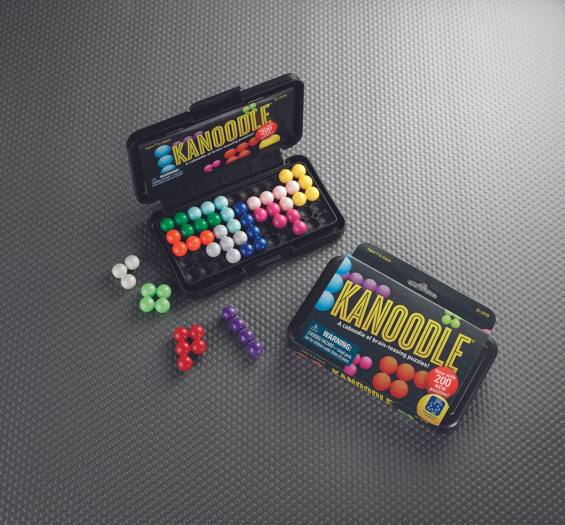 Kanoodle Brain-Teaser Game | Safari Ltd®