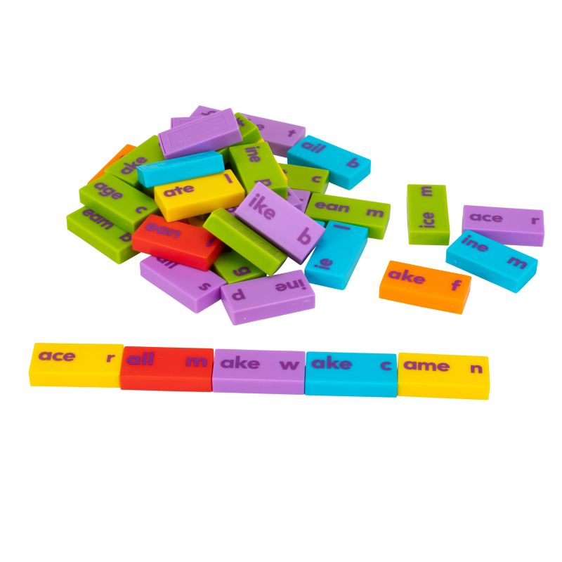 Phonics Dominoes - Long Vowels | Safari Ltd®