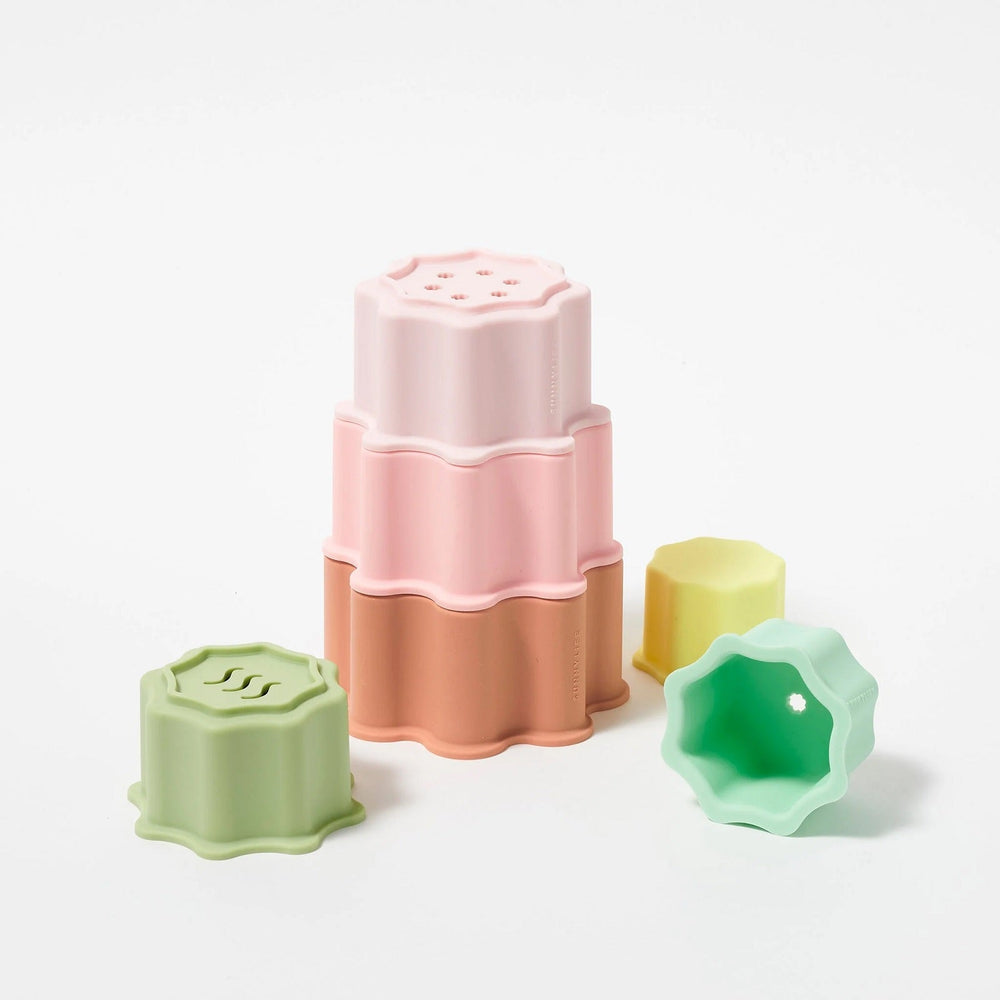 Silicone Stacking Tower Circus | Safari Ltd®