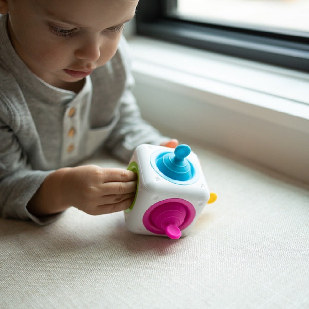 Tugl Cube | Safari Ltd®